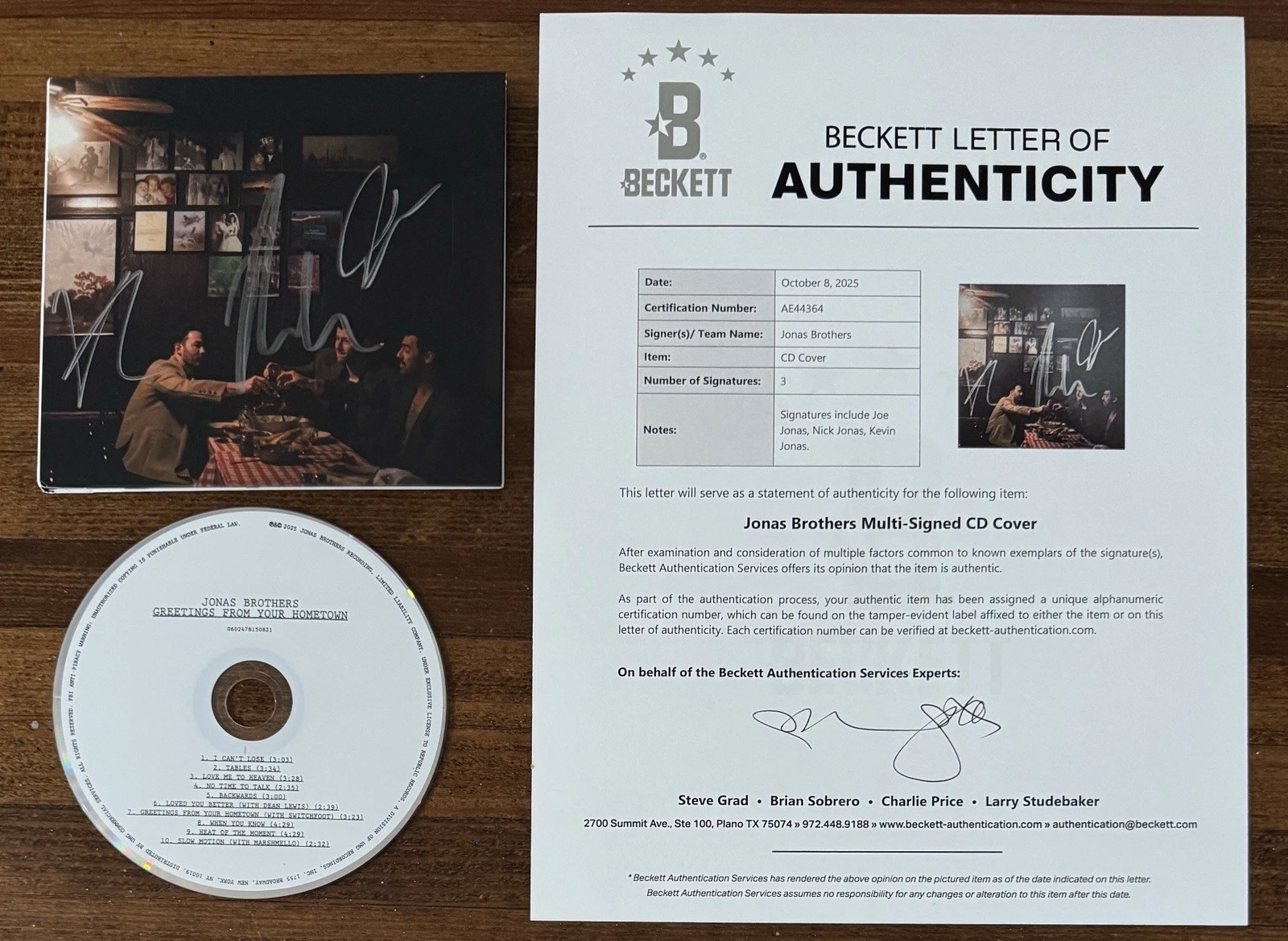 The Jonas Brothers Signed Autograph Greetings From Hometown CD BAS ...