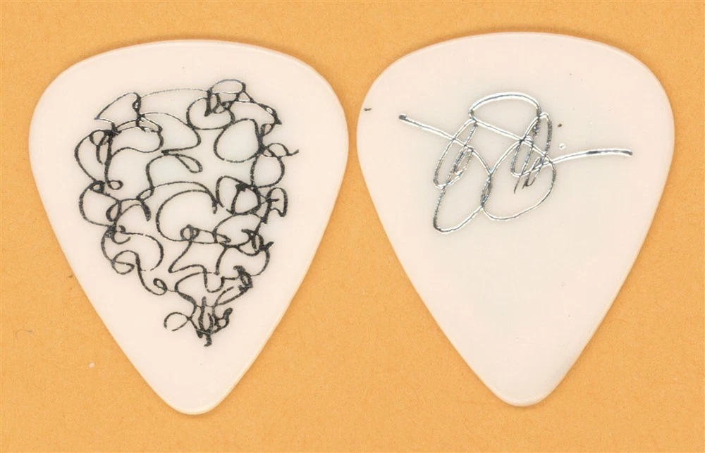 Joe Satriani Vintage Guitar Pick - 1992 The Extremist Tour | Autographia