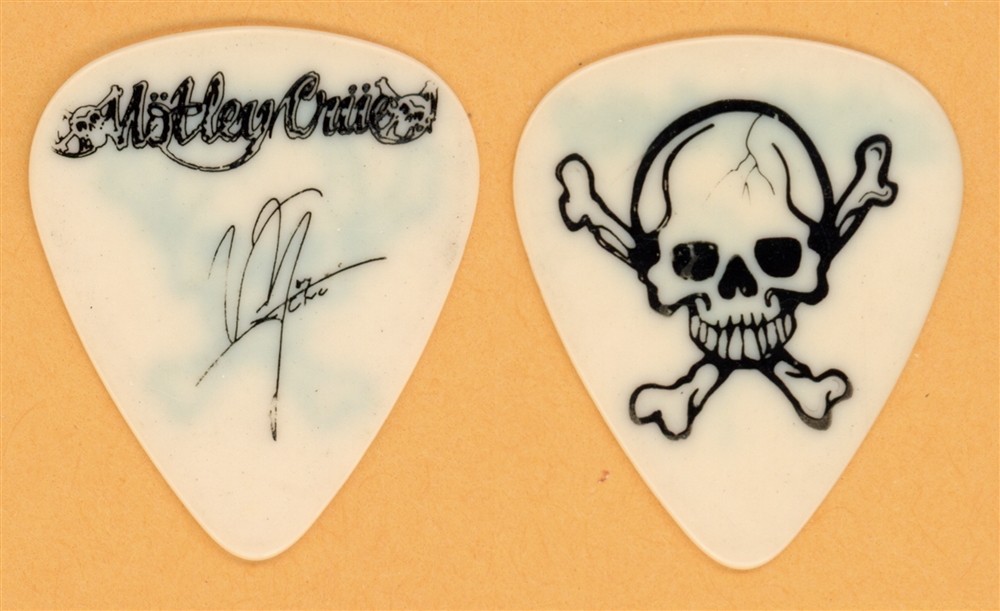 Motley Crue Vince Neil Skull Black on White Guitar Pick - 1989 Dr ...