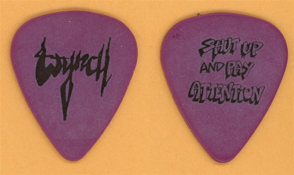 Wynch Vintage Tour Guitar Pick | Autographia