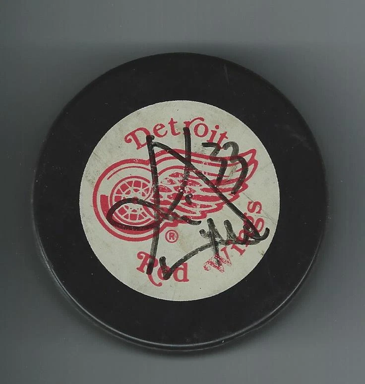 KRIS DRAPER SIGNED 1990'S STYLE DETROIT RED WINGS OFFICIAL GAME PUCK ...