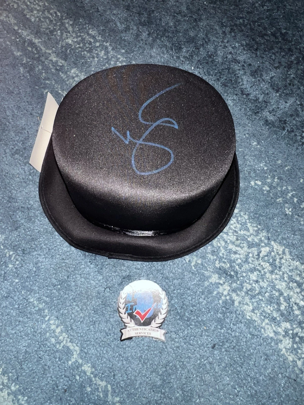 Hugh Jackman Signed Top Hat Red Bull The Greatest Showman Legend ...