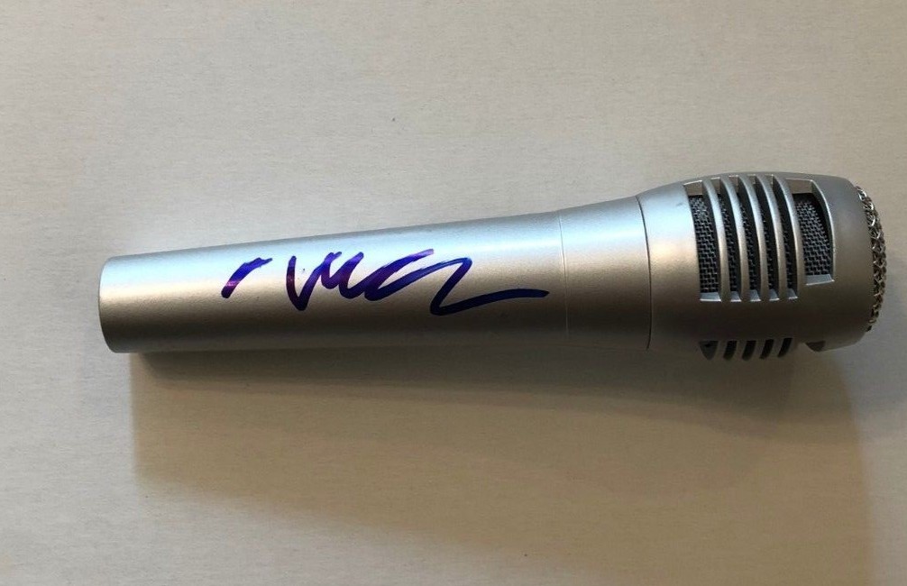 VIC MENSA SIGNED MICROPHONE MIC RAPPER AUTOBIOGRAPHY COA | Autographia