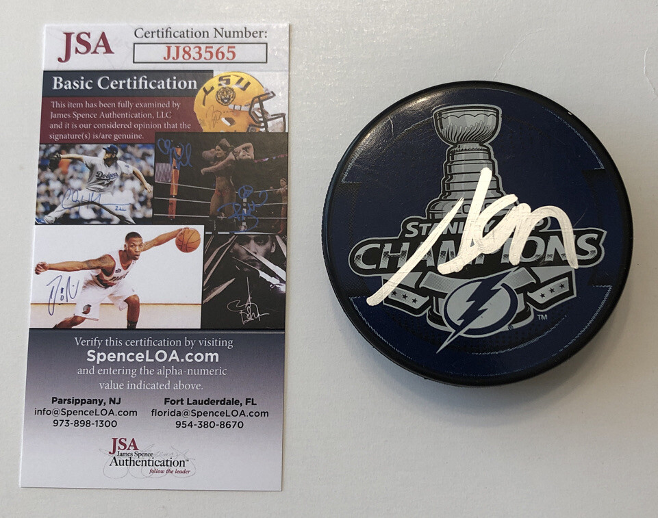 ALEX KILLORN SIGNED 2020 STANLEY CUP PUCK W/ CASE TAMPA BAY LIGHTNING ...