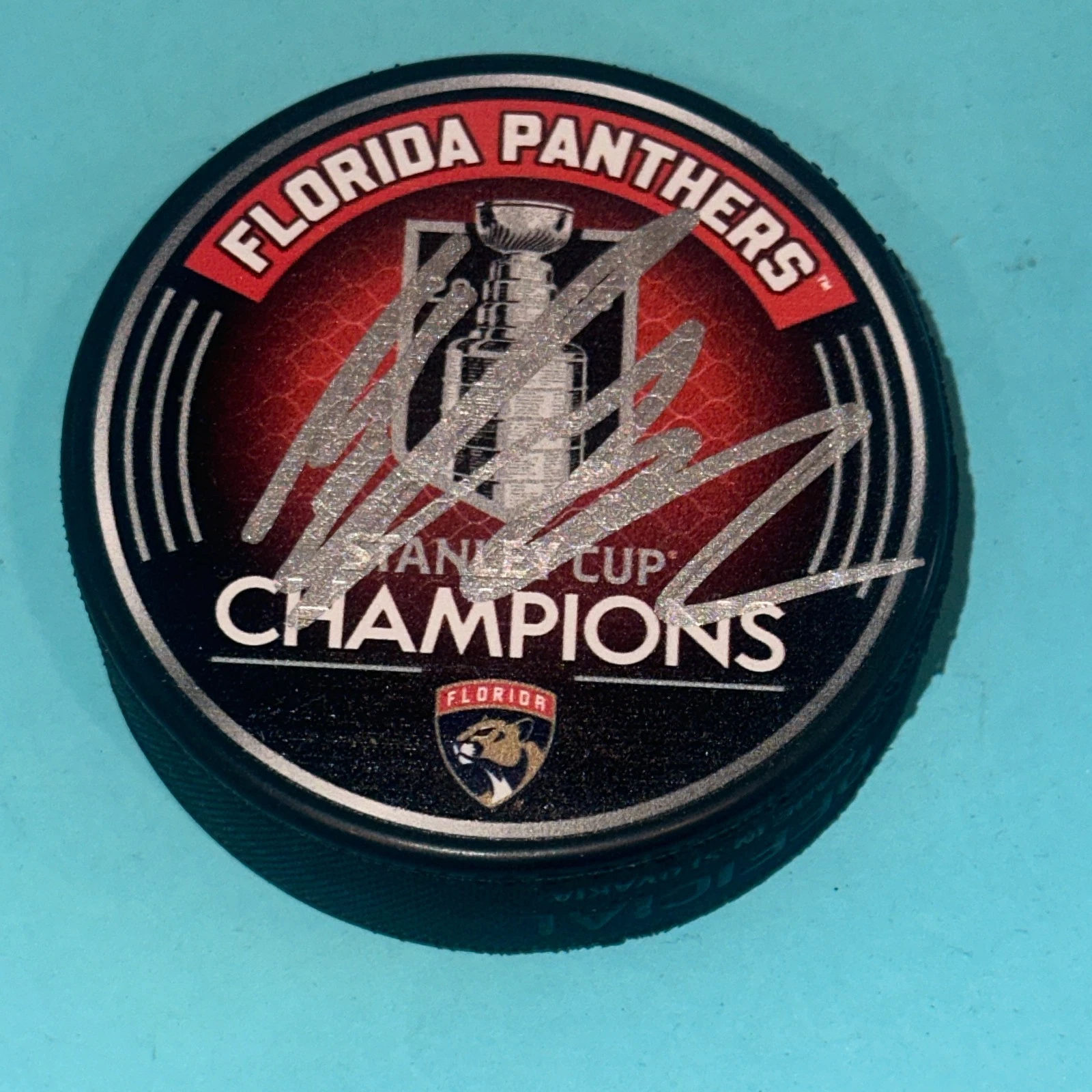 MYLES FEE (Panthers) Signed 2025 STANLEY CUP CHAMPS Puck Beckett (BAS ...